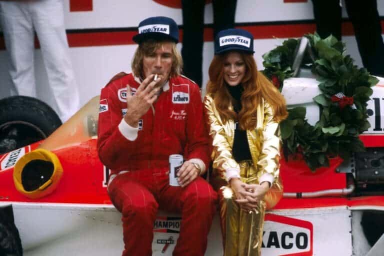 La storia di James Hunt: tra la rivalità con Lauda, il mondiale '76 e ...