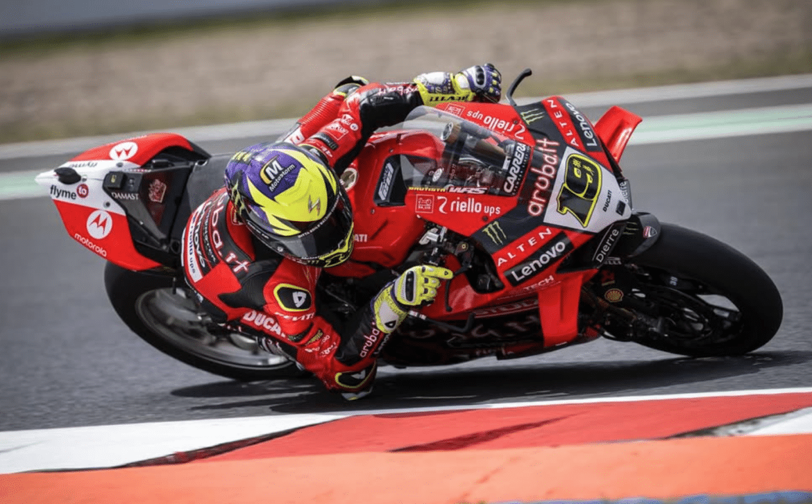 Ducati splits with Bautista: the rider declares himself “free” for 2026 ...